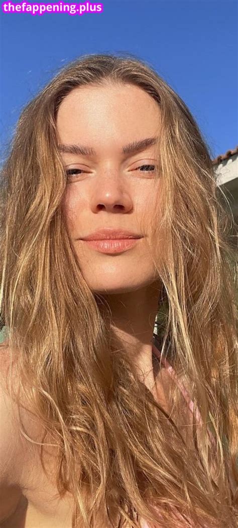 Lizi Asmr Liziasmr Lizequalsasmr Nude Onlyfans Photo The