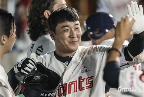 ‘허벅지 타이트 윤동희·‘이닝 관리 노진혁 6일 삼성전 선발 제외“‘투정훈 테이블세터 기대” Mk현장 Mk스포츠