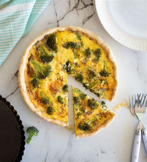Easy And Healthy Broccoli Cheddar Quiche Recipe Healthy Brunch Quiche Recipe That Youll Love