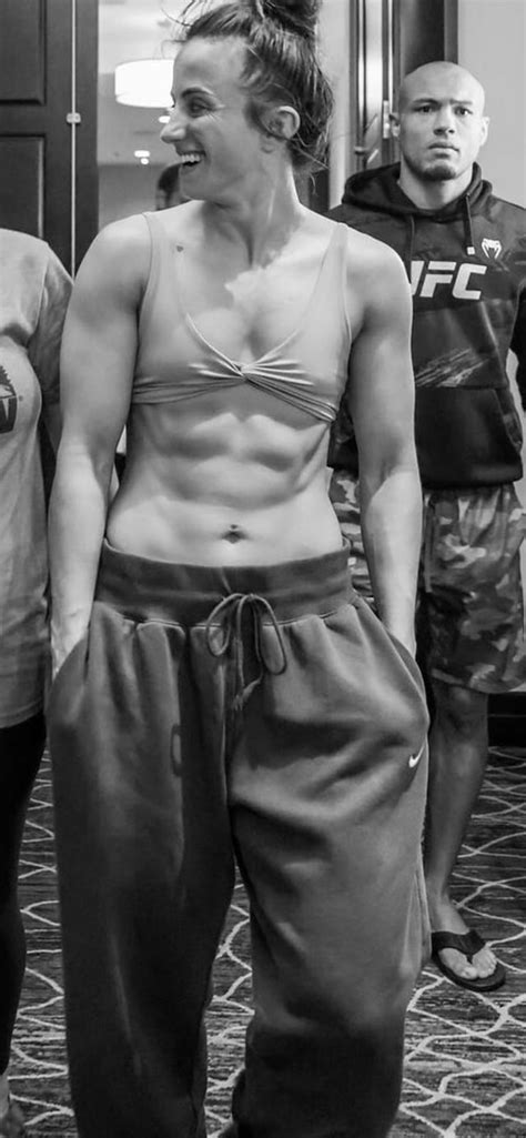 Maycee Barber Abs Rmayceebarberhot