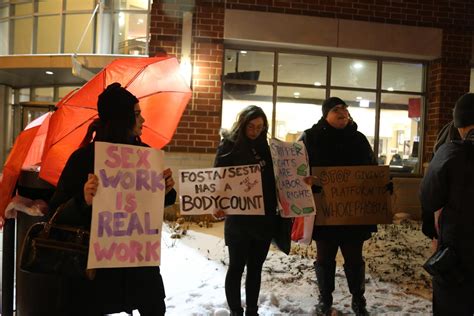 Sex Workers Push Back Against Panel On Pornography The DePaulia