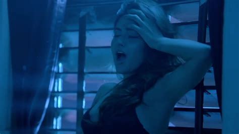 Nude Video Celebs Karishma Sharma Sexy Ragini Mms Returns S01e05 2017