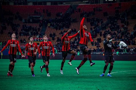 Épinglé Par Giorgia Previte Sur Ac Milan