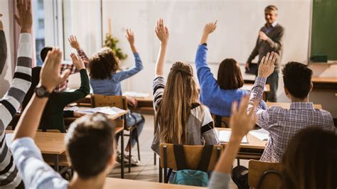 Големите ученици в Пловдив се връщат в клас Nova