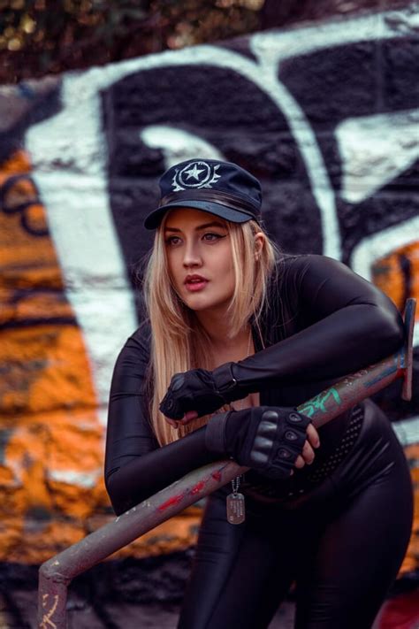 Naomi Kyle R Naomikyle