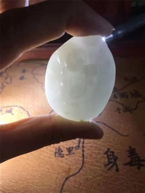 打灯没有任何结构就是过灯吗？和田玉过灯料别搞错了 知乎