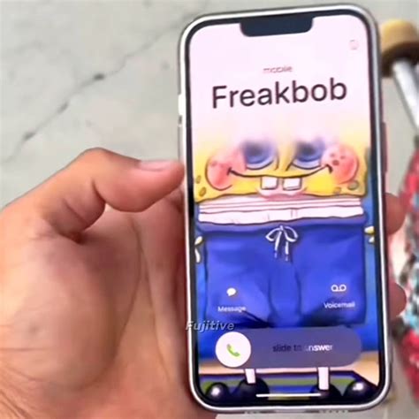 Freakybob Is Calling Youtube