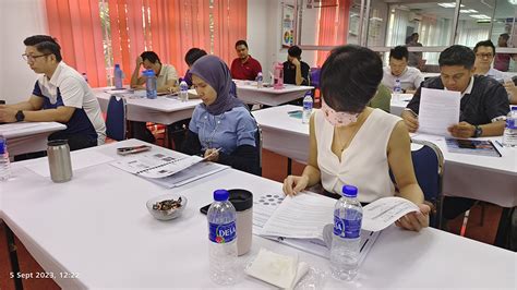 Imi International Award In Electrichybrid Vehicle Level 1 Level 3 Auto Prima College