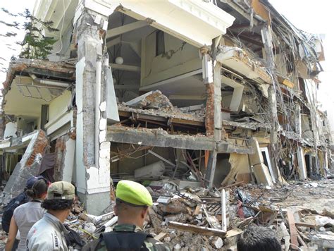 Ambacang Hotel Learning From Earthquakes
