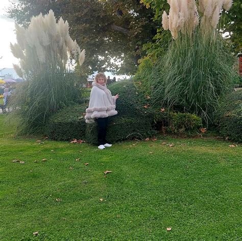 Stefka Учителю… защо понякога всичко става толкова бавно — попита ти поглеждайки часовника