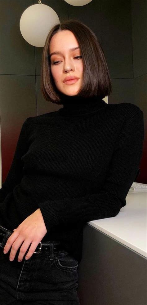 35 Sleek And Chic Bob Hairstyles Sleek Glazed Rich Brunette
