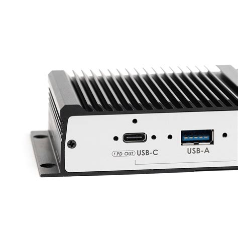 Industrial Usb C Hub With Usb Gen Data And W Power Delivery