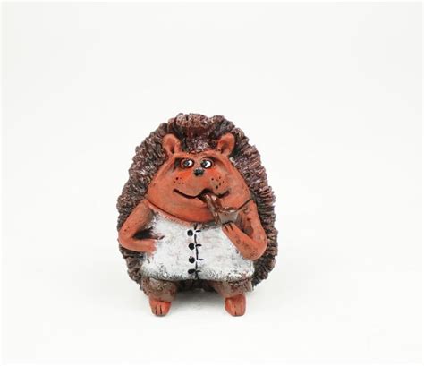 Керамическая фигурка в виде ежа Figurine Hedgehog — цена 253 грн в