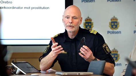 Vf Fyra Av Fem Thaimassagesalonger Säljer Sex ”lika Illa Som I