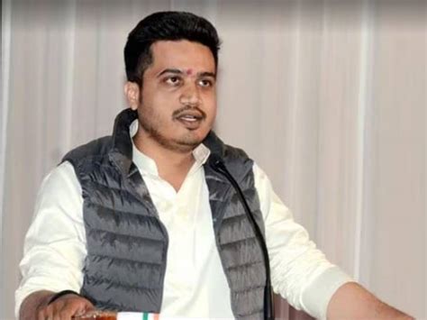 Facebook Page Of Ncp Mla Rohit Pawar Hacked Name Siya Rajput In Profile Photo रोहित पवार