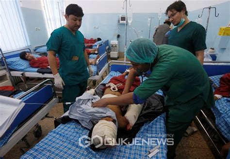 아프가니스탄 크리켓 경기장서 자폭테러···8명 사상