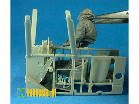 Seated Rfc Pilot In Sidcot Suit Wwi Figures