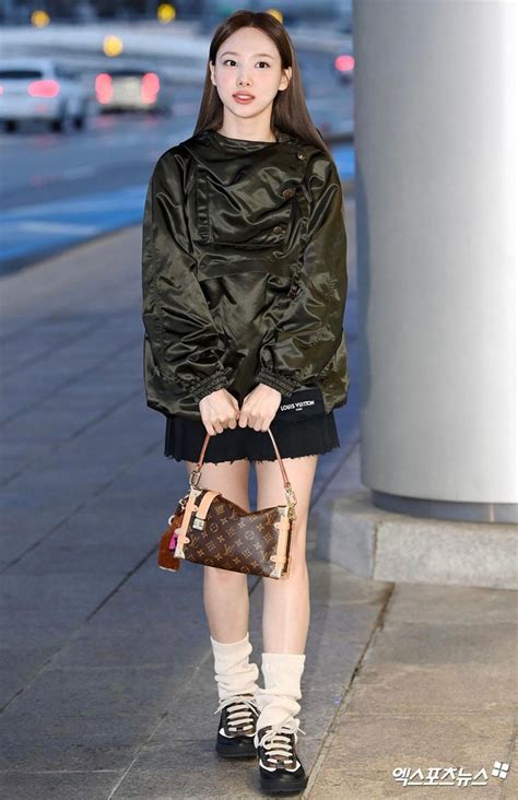 Nayeon X Lv Kpop Fashion Airport Fashion Kpop Outfits
