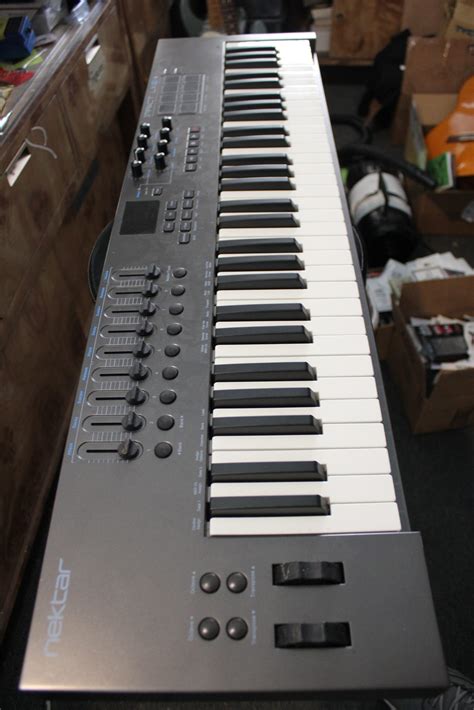 Nektar Impact Lx61 Usb And Midi Controller 61 Key Keyboard Action