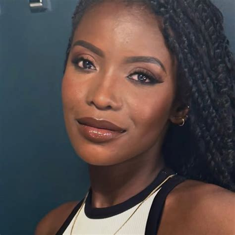 Samara Samara Qs • Threads Say More