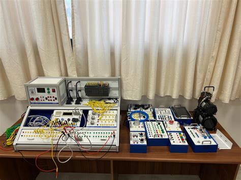 Control Systems Lab Arab American University