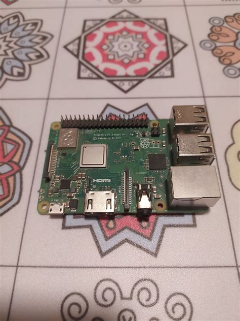 Raspberry Pi B3 Model B з дисплеєм і корпусом 950 грн Настільні компютери Березівка на Olx