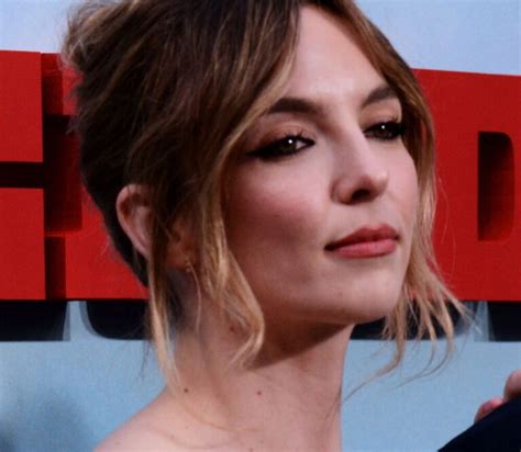 Tamara Jo Comer A Political Spouses Private Life The Artistic Mind