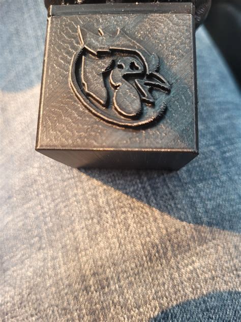 Help Wavy Lines Along X Axis Only On One Side Of This Box Other Sides Look Perfect Any Ideas