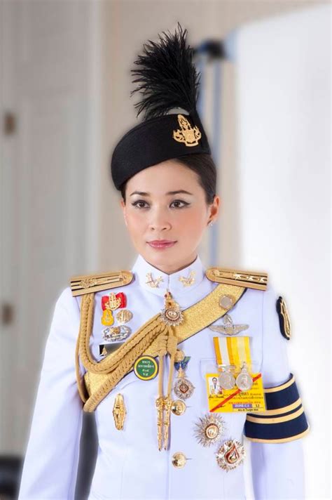 โปรดเกล้าฯ เผยแพร่พระราชประวัติ สมเด็จพระนางเจ้าสุทิดา พระบรมราชินี