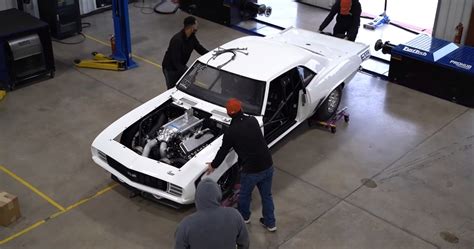 Watch This Twin Turbo Chevrolet Camaro Ss Make Hp On A Dyno