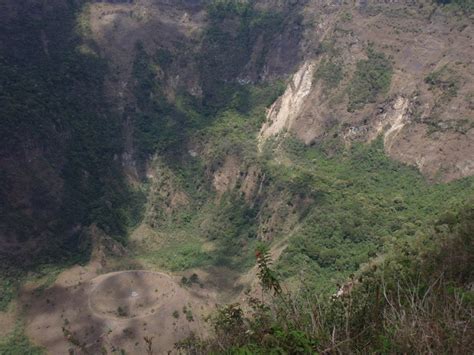 San Salvador Volcano Alluring World