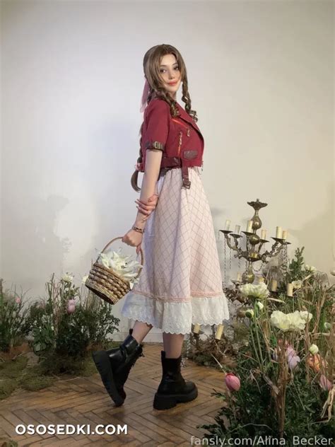 Alina Becker alina becker Aerith Gainsborough Final Fantasy photos érotiques fuitées