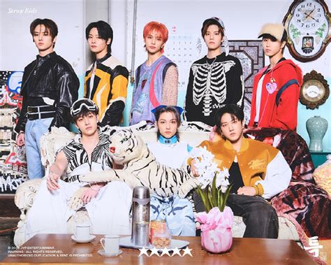 스트레이 키즈 美 래퍼 릴 더크와 협업글로벌 기세 잇는다