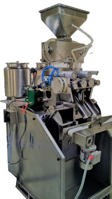 Softgel Capsule Encapsulation Machine At ₹ 2600000 मैनुअल