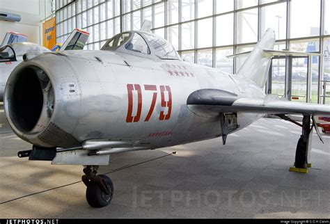 079 Mikoyan Gurevich Mig 15bis Fagot China Air Force C C H
