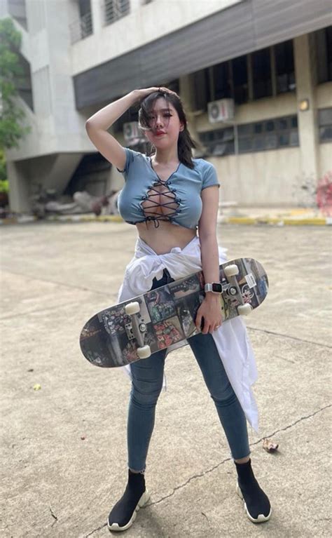 Hotgirl Thái Lan Niparat Konyai Mặc Bikini Khoe Mông To Vếu Khủng Ảnh