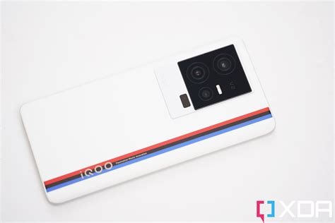 Iqoo 11 Hands On We Got Our First Look At A Snapdragon 8 Gen 2 Phone