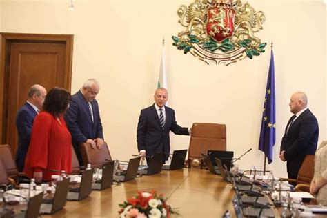 Донев Служебният кабинет си свърши работата и организира честни избори