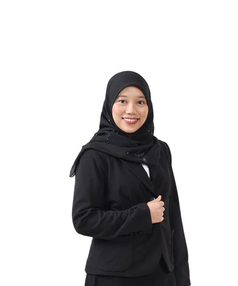 Amirah Half Body Web Low And Partnerslow And Partners