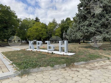 Работи се по обезпечаване на бъдещи етапи на проекта по подмяна на канализационната мрежа в Крън