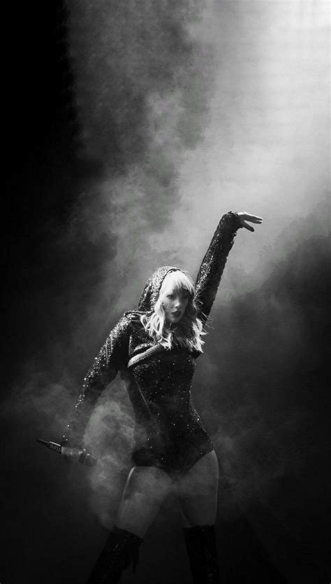 Taylor Swift Wallpaper Black And White Taylor Swift Wallpaper Taylor Swift Black And White