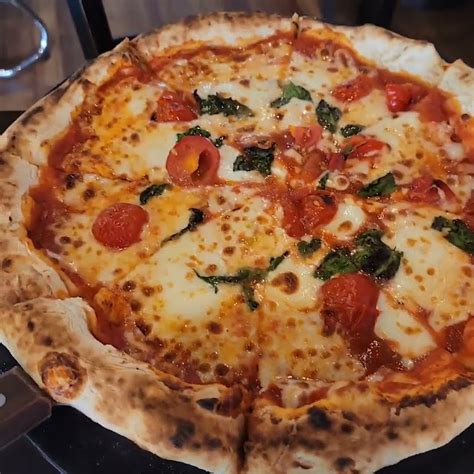 😚숙대 나폴리키친 런치세트 만만족 빠네 마르게리따 피자 버섯 리조또 😚 Youtube