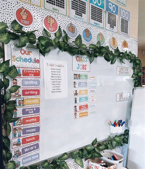 Creating A Welcoming Classroom Environment Miss Jacobs Little Learners