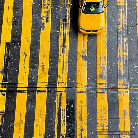 Ai创作图黄色斑马线 创意斑马线 车位创意海报 车位背景 停车证背景 黄色网格线 俯瞰斑马线 斑驳斑马线 亮黄色线条感 停车位素材 过路黄素材 黄色轿车与马路 质感车位海报 黄与黑的协调 黄白