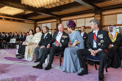 Japans New Emperor Naruhito Is Enthroned In Centuries Old Ceremony