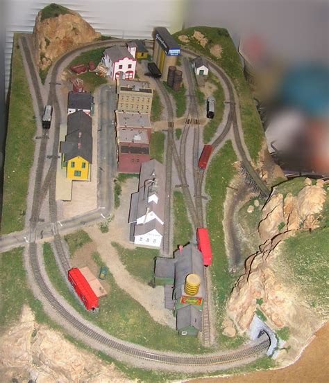 Model Railroading In 4 X 8 Feet 2x4 The N Scale 4x8