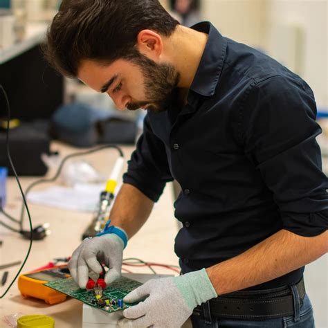 Pcb Assembler Careers In Electronics