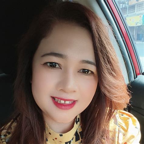 บางท่านอาจจะเพิ่งมาติดตามน้องลองฟังคลิปนี้ดูนะคะประวัติคร่าวๆของน้องค่ะ ต้นข้าวสุปรียา ต้นข้าว