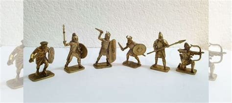 Солдатики бронза 40мм купить в Москве | Хобби и отдых | Авито