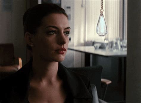 Anne Hathaway Gif Find Share On Giphy